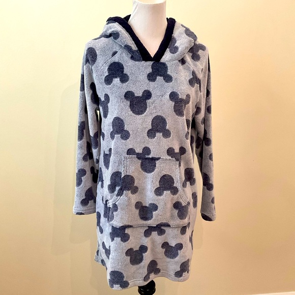 Disney | Intimates & Sleepwear | Womens Disney Mickey Mouse Robe | Poshmark